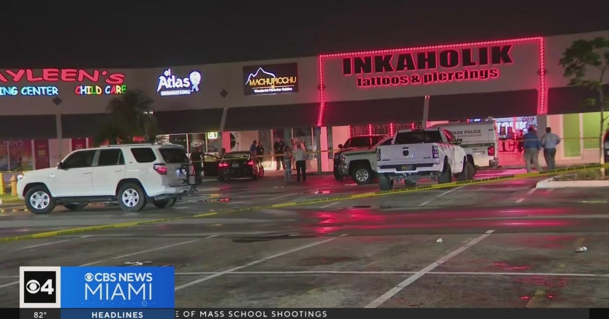 Off-duty Miami-Dade officer accidentally shot - CBS Miami