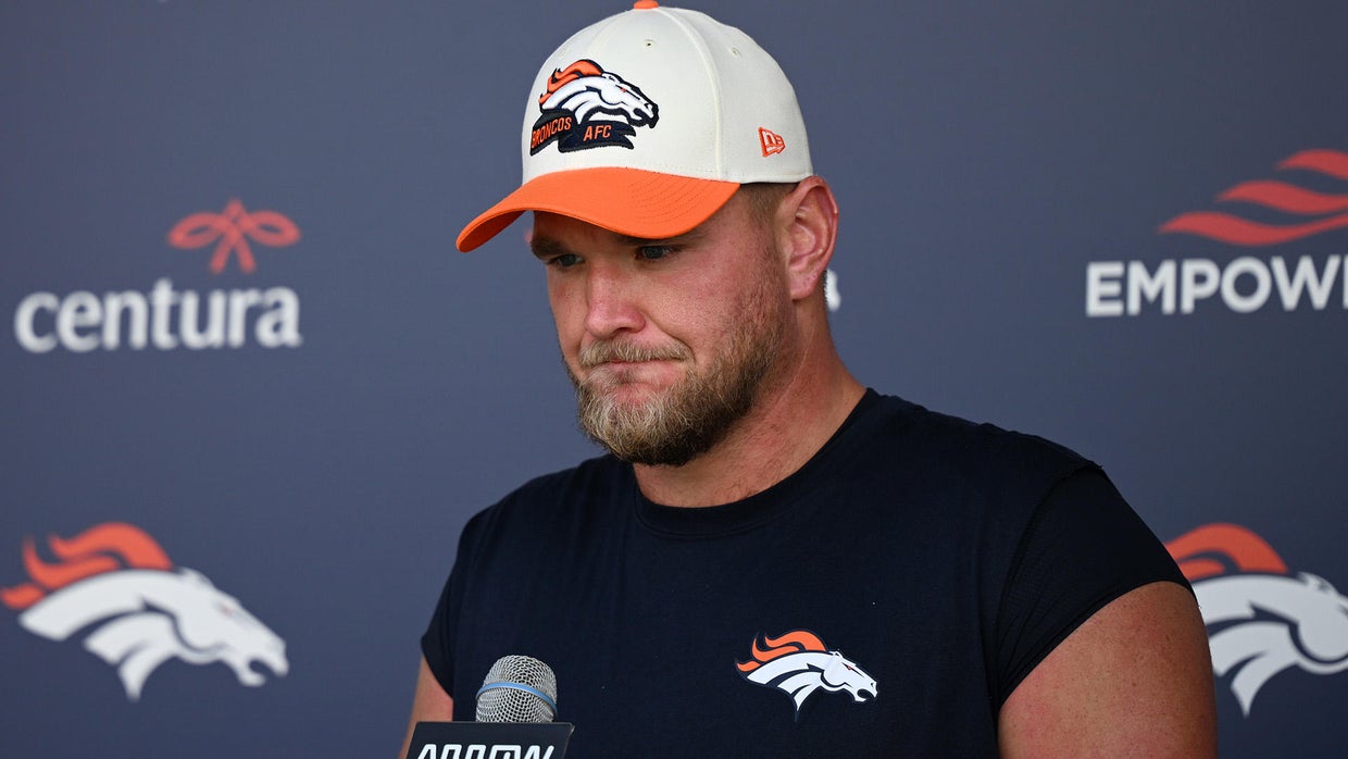 Mike McGlinchey back at Broncos practice after knee sprain - CBS Colorado