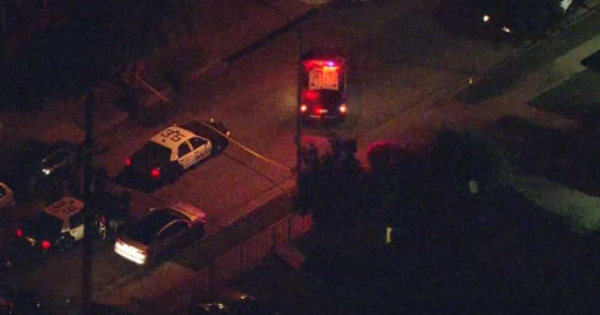 Five people shot in Pasadena following a fight - CBS Los Angeles