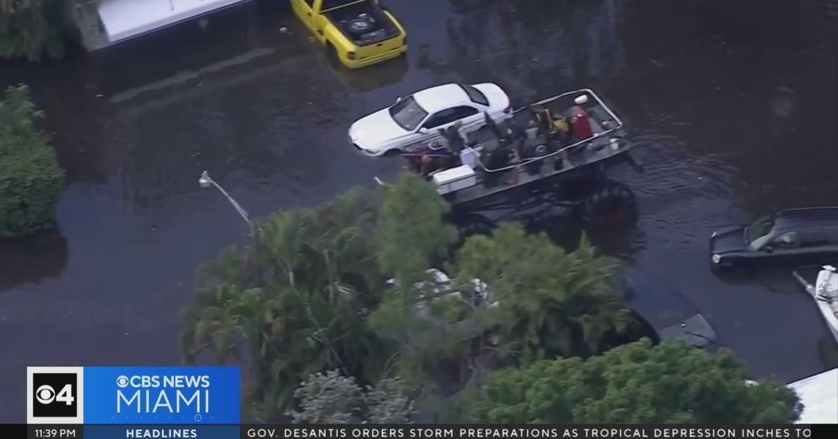 Edgewood residents fear flooding from Idalia's rains - CBS Miami