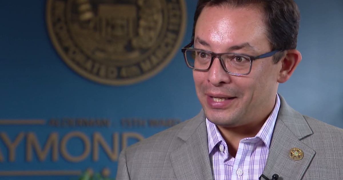 Alderman proposes using deportation as crime deterrent - CBS Chicago