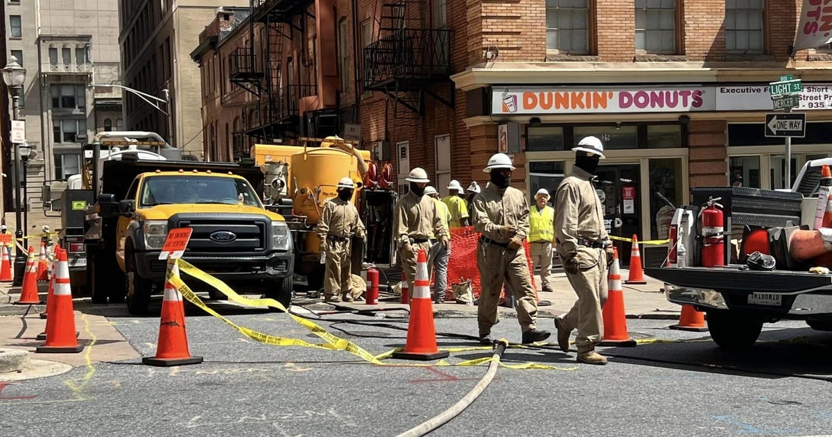 Traffic closures in place in downtown Baltimore after gas leak - CBS ...