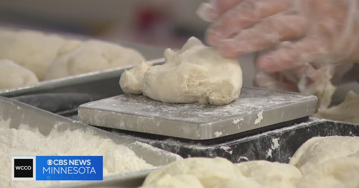 State Fair's 1st Hmong food vendor serves up family recipe with love ...