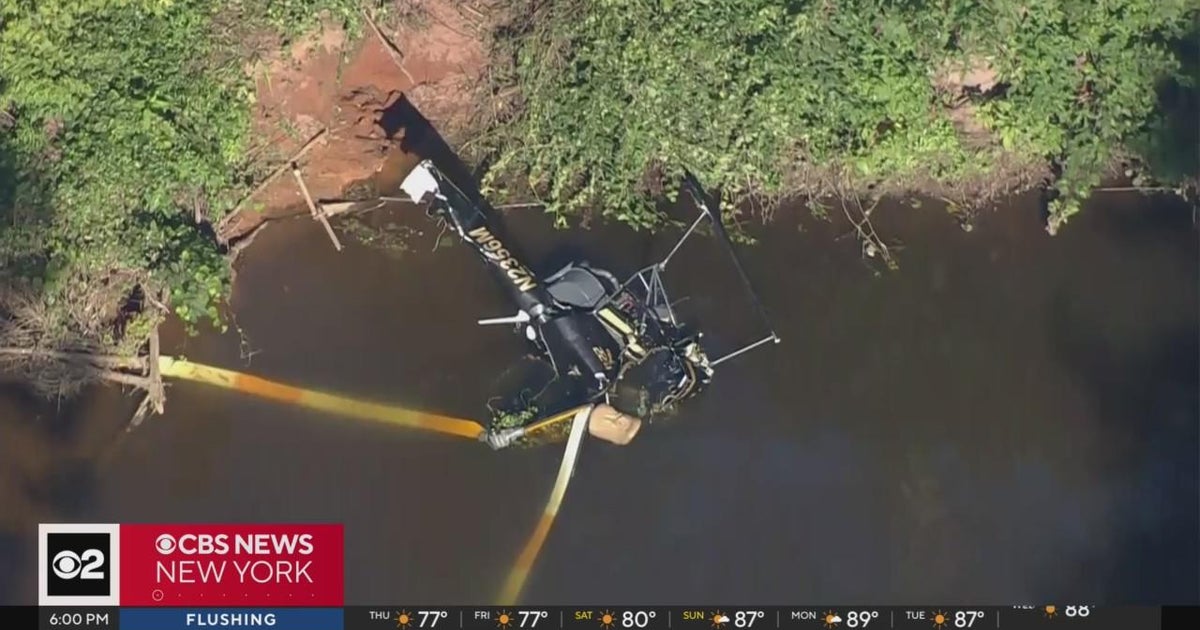 Pilot killed in helicopter crash in South Brunswick - CBS New York