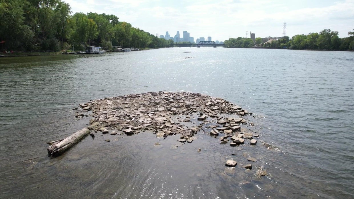 Minnesota's low water levels creating quandary for boaters - CBS Minnesota