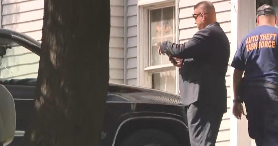 Baltimore shoplifting suspect arrested after being shot at by police as ...