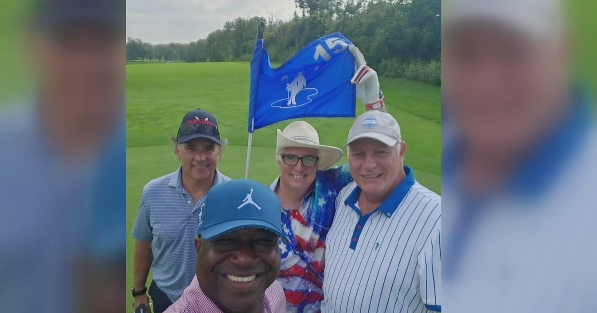 CBS 2's Ryan Baker hits the links for ALS Classic - CBS Chicago