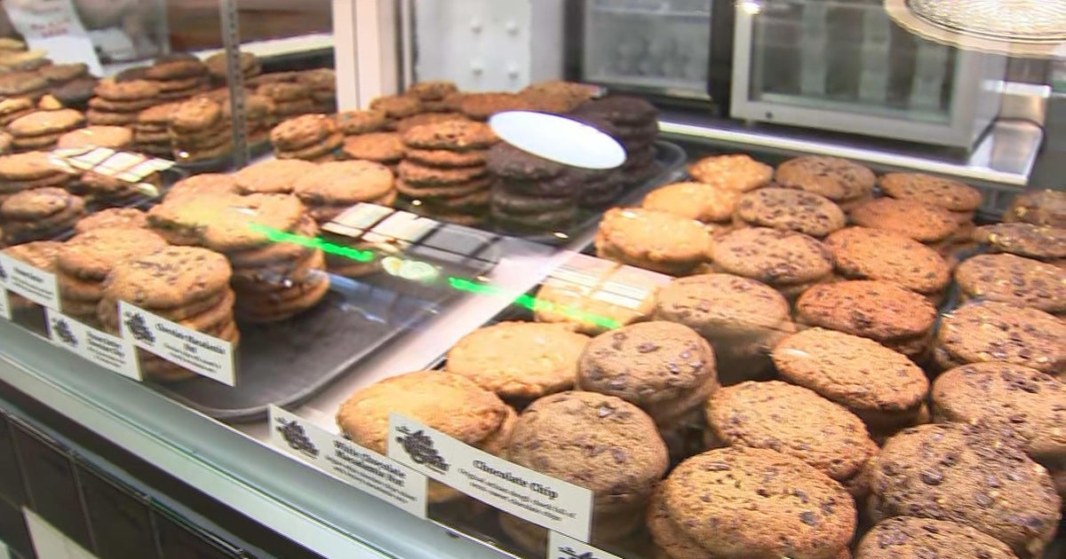 Famous 4th Street Cookie Company bringing back cookie competition - CBS ...