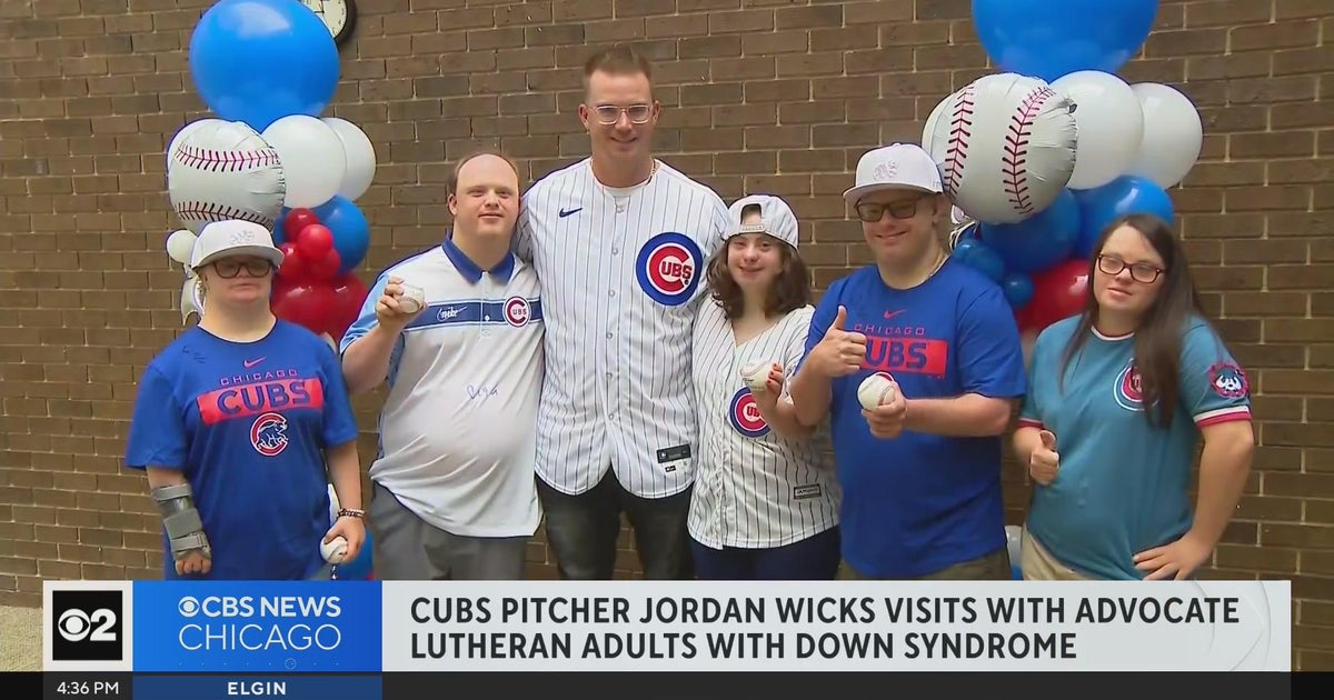 Cubs pitcher Jordan Wicks visits with Advocate Lutheran adults with ...