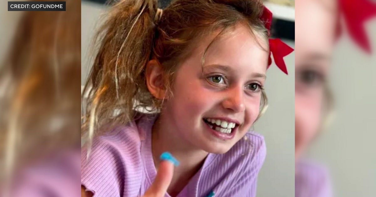 Girl Scout troop honors Penny Thompson, 7, killed while riding her bike ...