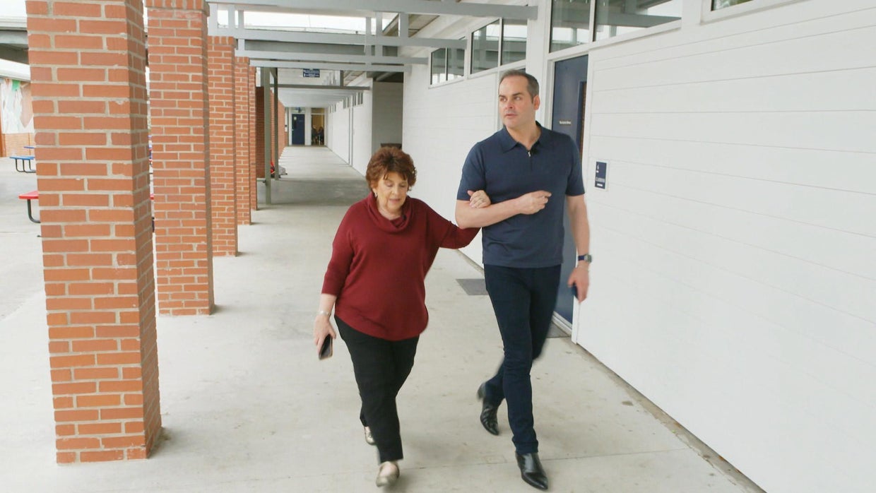 25 years ago CBS News' David Begnaud met a teacher who believed in him ...