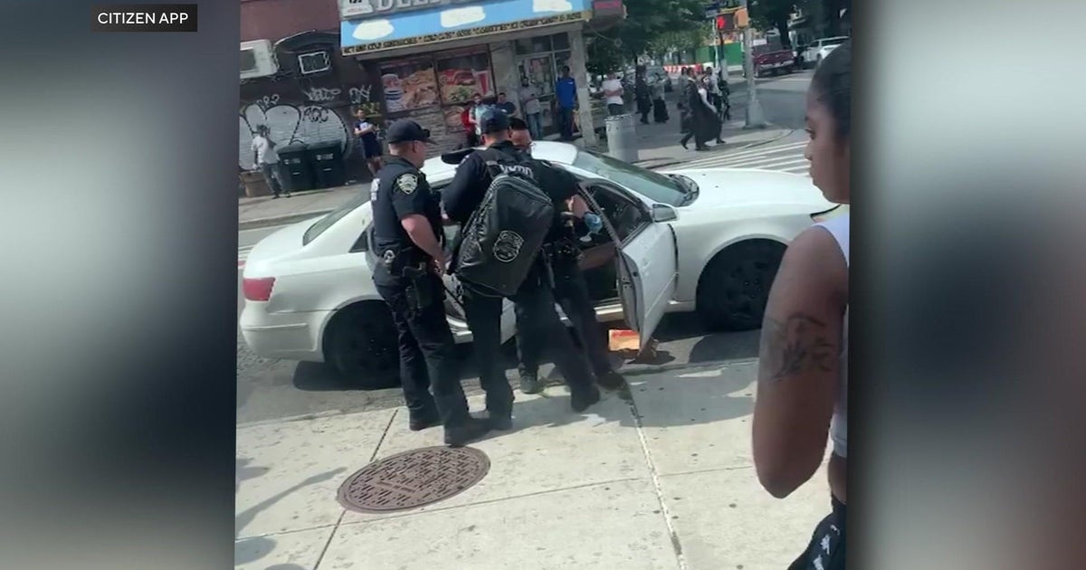 Man shot 2 people over parking spot in Brooklyn, NYPD says - CBS New York