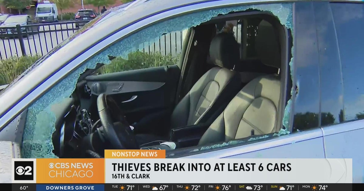 Cars broken into on Near West Side - CBS Chicago