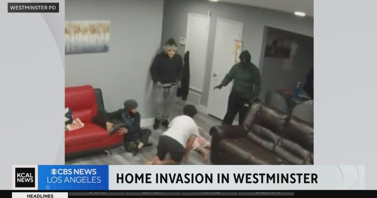 Armed robbers tie up family during home invasion in Westminster - CBS ...