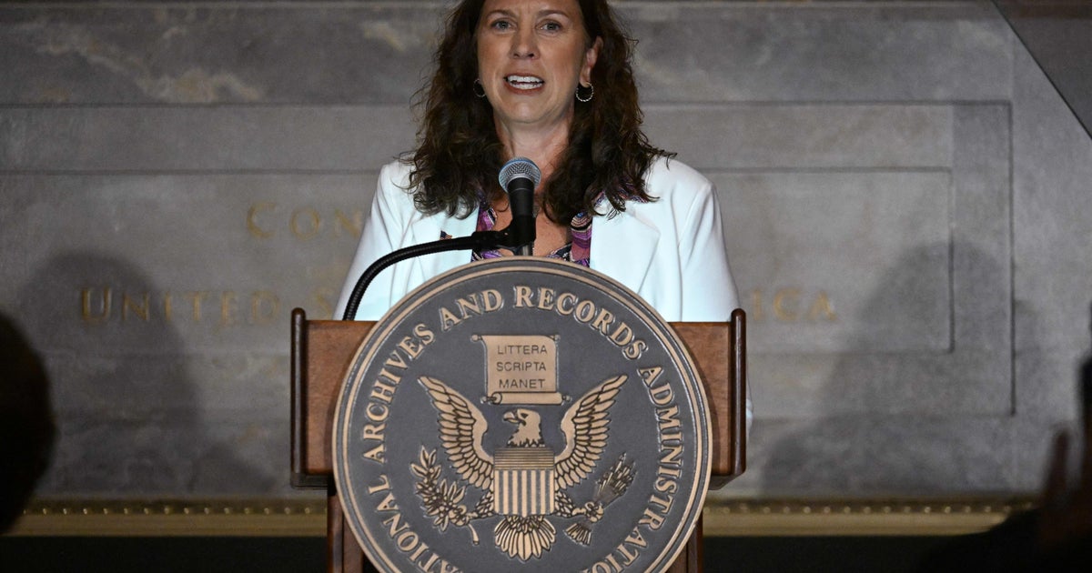 Norwin High School graduate sworn in as 1st woman national archivist ...