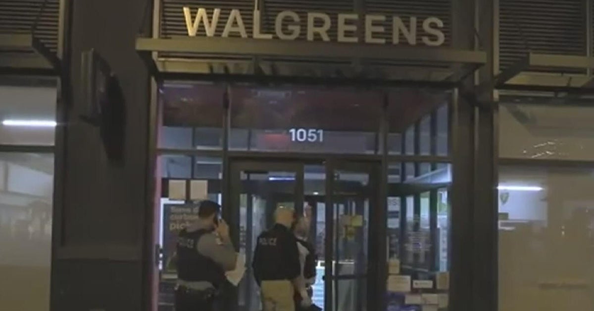 Suspect arrested accused of breaking into Walgreens on Near West Side ...