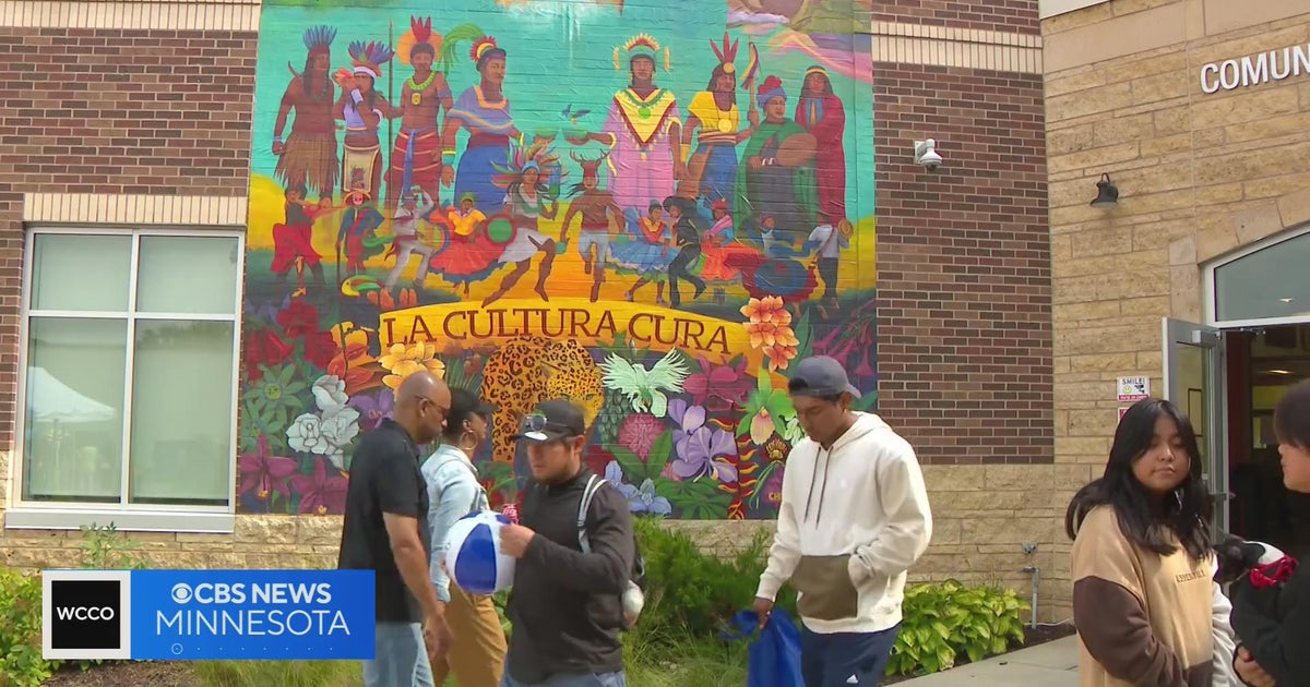Hispanic Heritage Month kicks off in St. Paul - CBS Minnesota