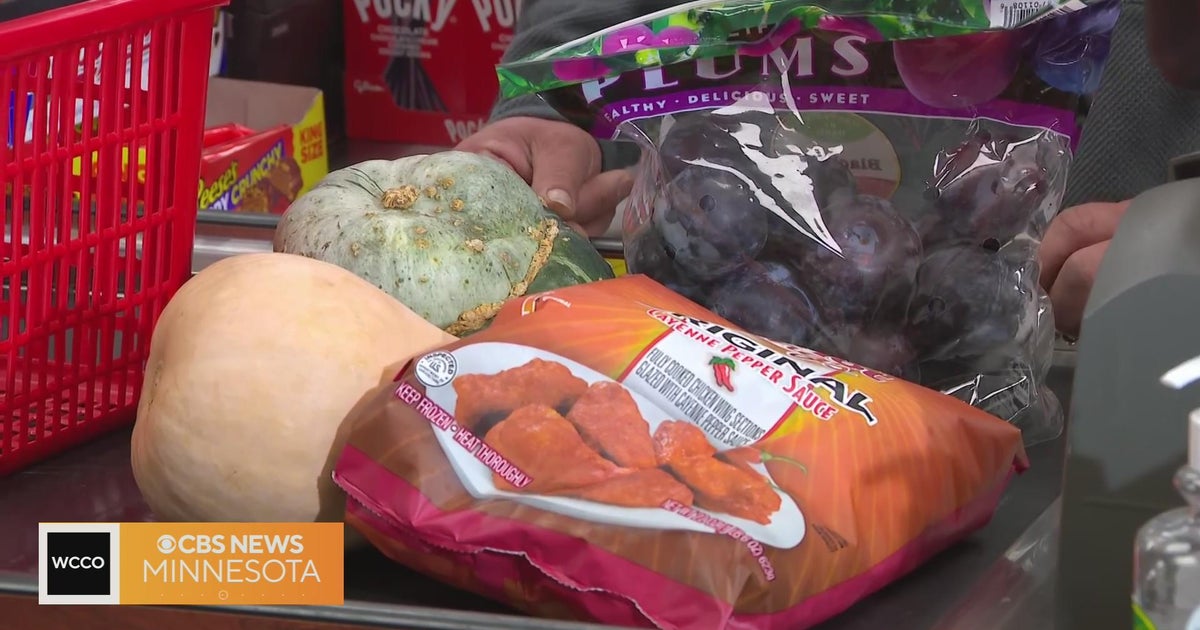 The secret to lower prices at Mike's Discount Foods - CBS Minnesota