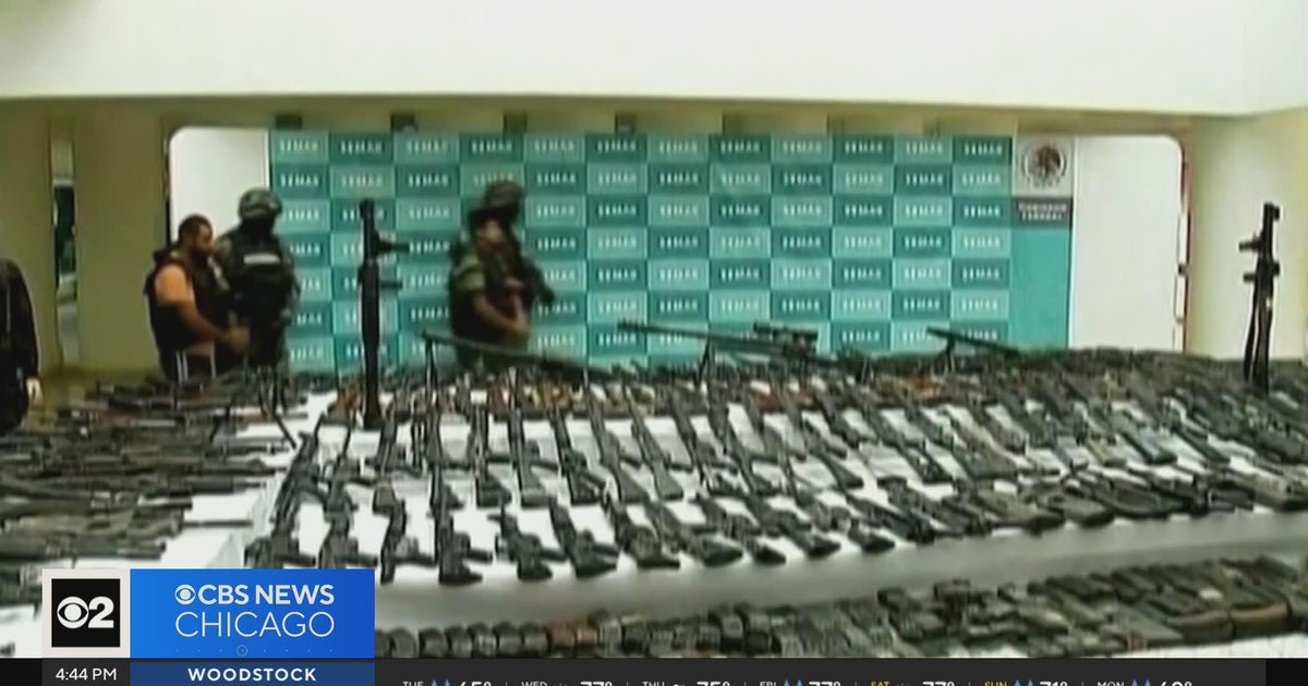 Mexican drug cartels get Americans to smuggle weapons across border - CBS Chicago