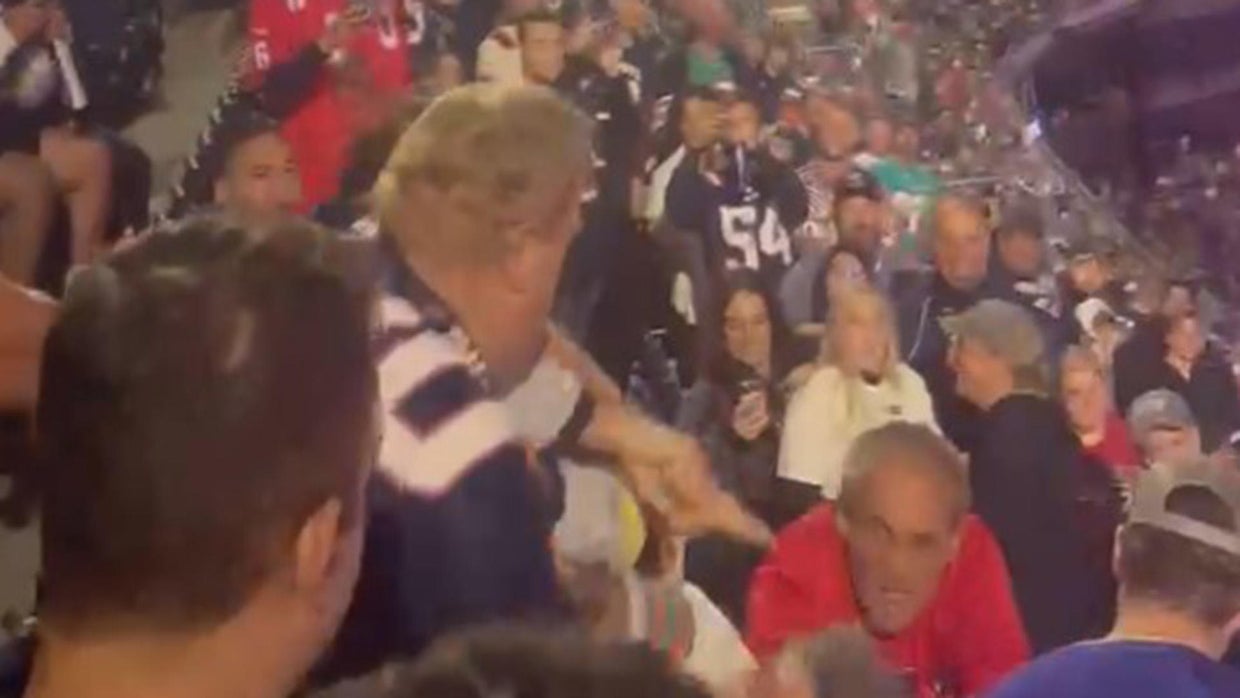 Images show fight before Patriots fan Dale Mooney's death at Gillette ...