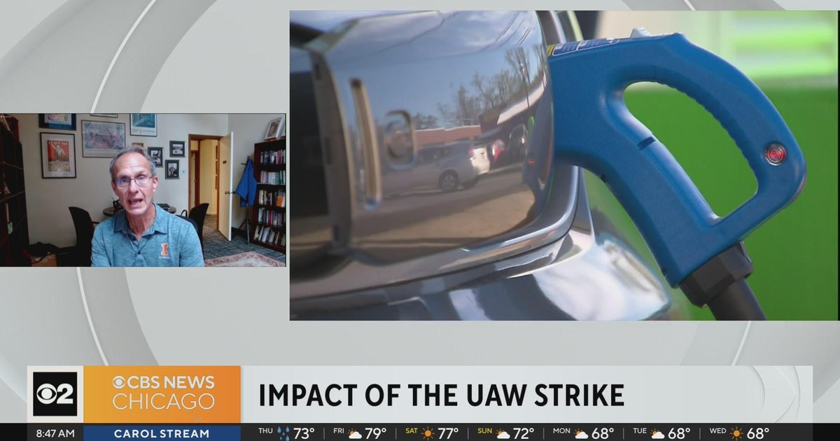 Analyzing the impact of the UAW strike - CBS Chicago