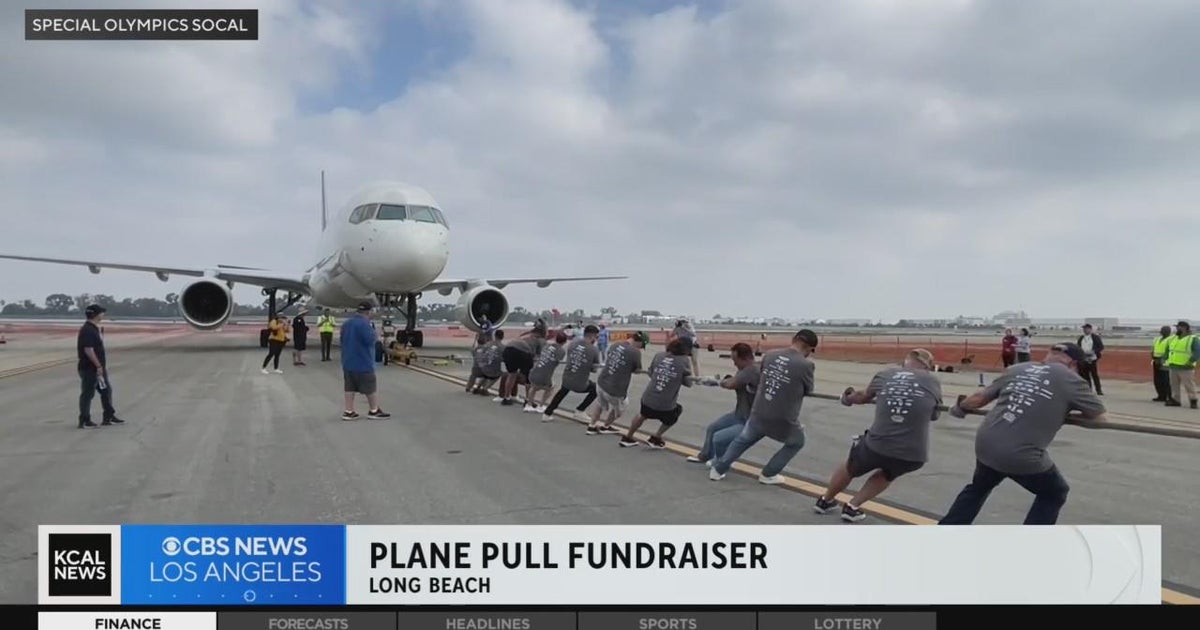 Teens participate in Plane Pull Fundraiser in Long Beach to raise money ...