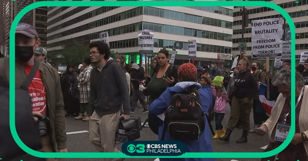Protesters rally around City Hall demanding justice - CBS Philadelphia