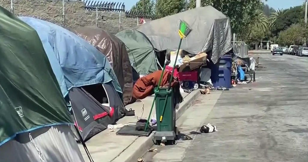 Judge OKs clearing of Berkeley homeless encampment - CBS San Francisco