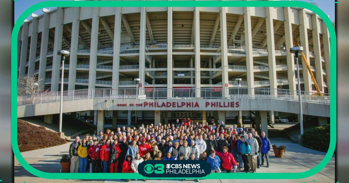 Longtime Phillies employees celebrates special anniversary - CBS ...