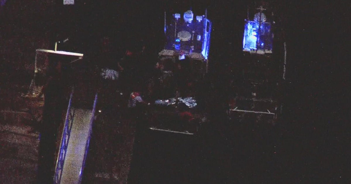 2 scuba divers found dead near Front Beach in Rockport - CBS Boston