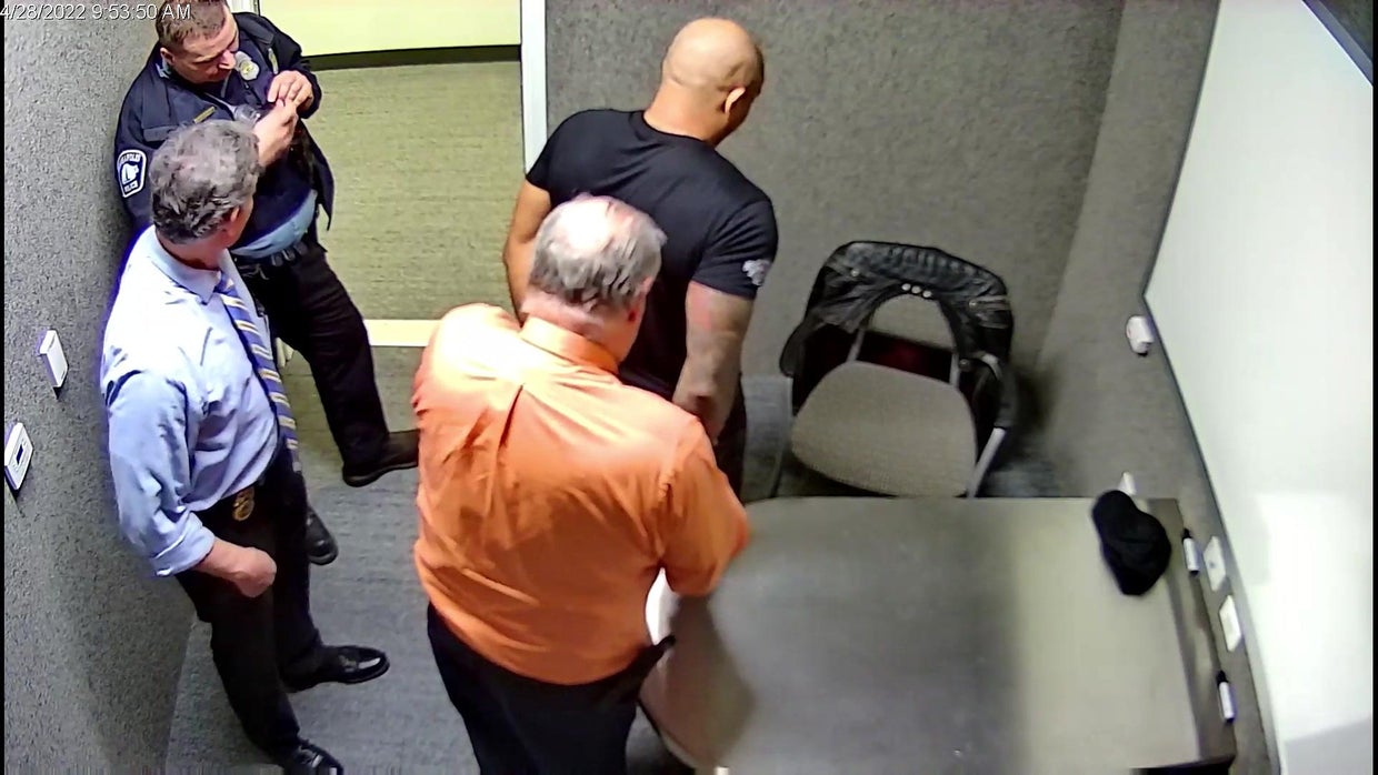 The attempted murder of Nicki Lenway: A look at the evidence - CBS News