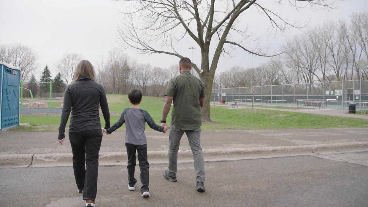 The attempted murder of Nicki Lenway: A look at the evidence - CBS News