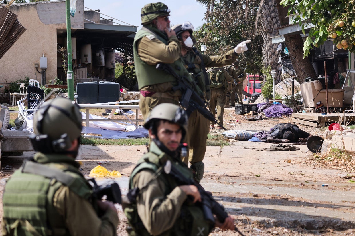 Israel bombs Gaza for fourth day as Hamas, Palestinian civilians, wait ...