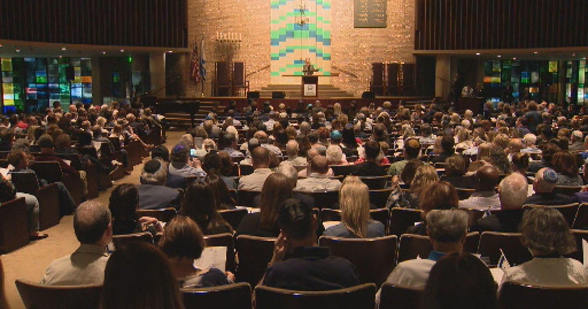 Thousands join Dallas interfaith gathering to support Israel, Jewish ...