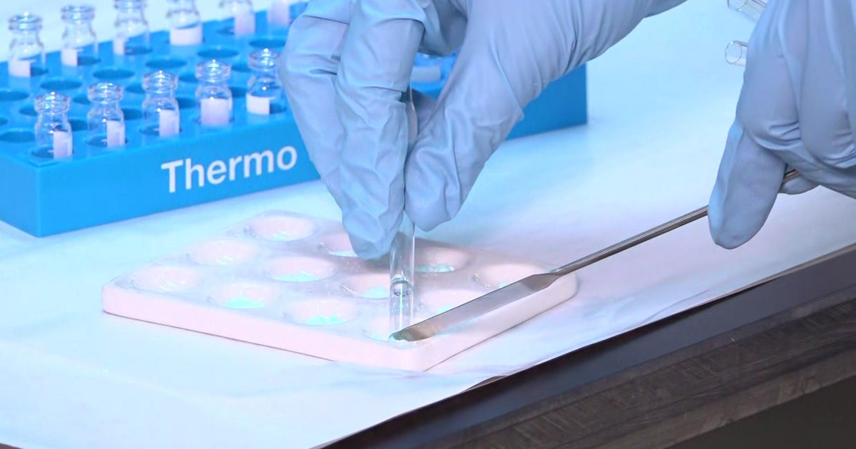 What is fentanyl, and how is it made? CBS New York goes inside a DEA ...