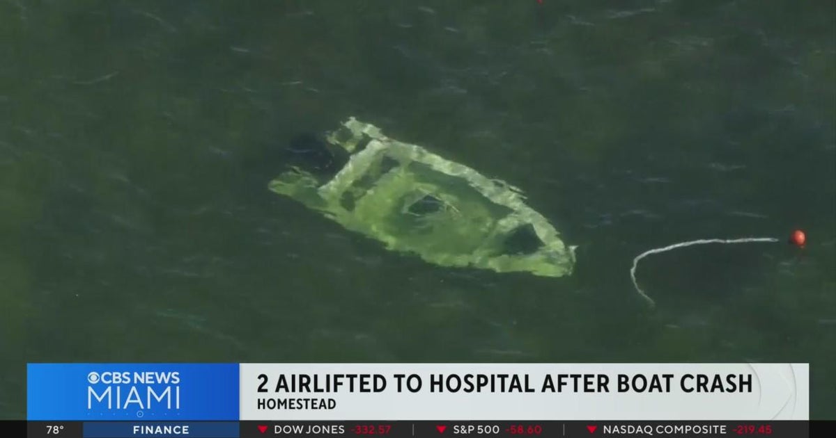Boat crash sends 2 to the hospital - CBS Miami