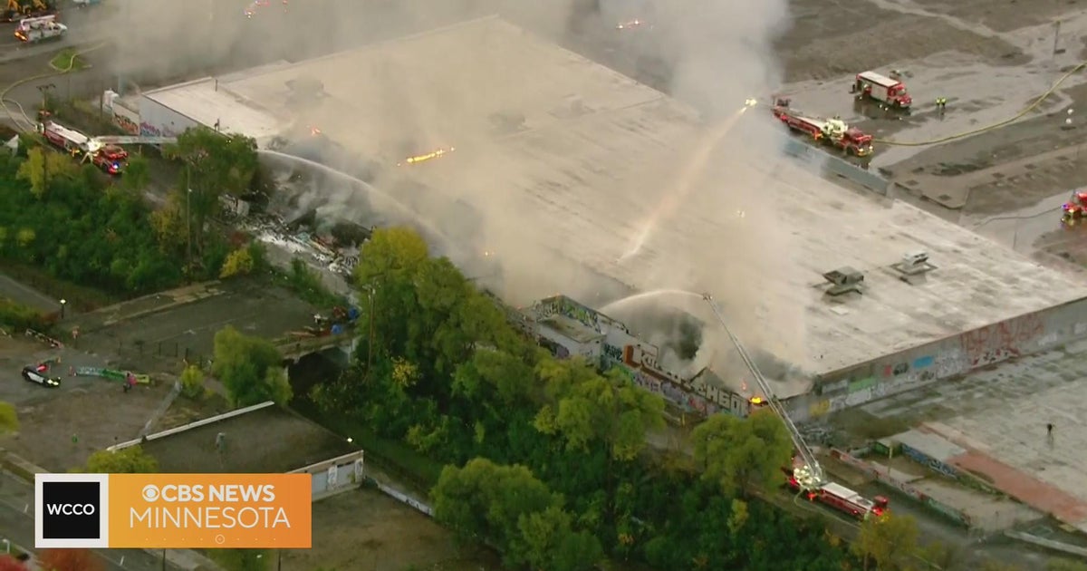 Fire at Lake Street Kmart rages on - CBS Minnesota