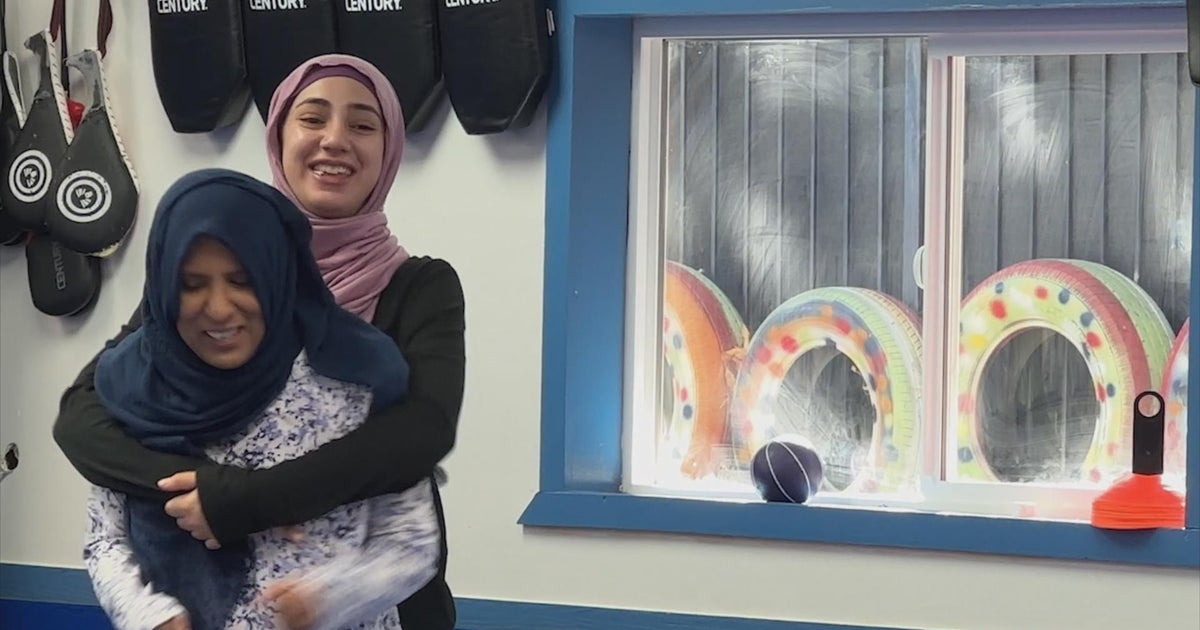 Muslim women teach each other how to be strong and safe at Colorado ...