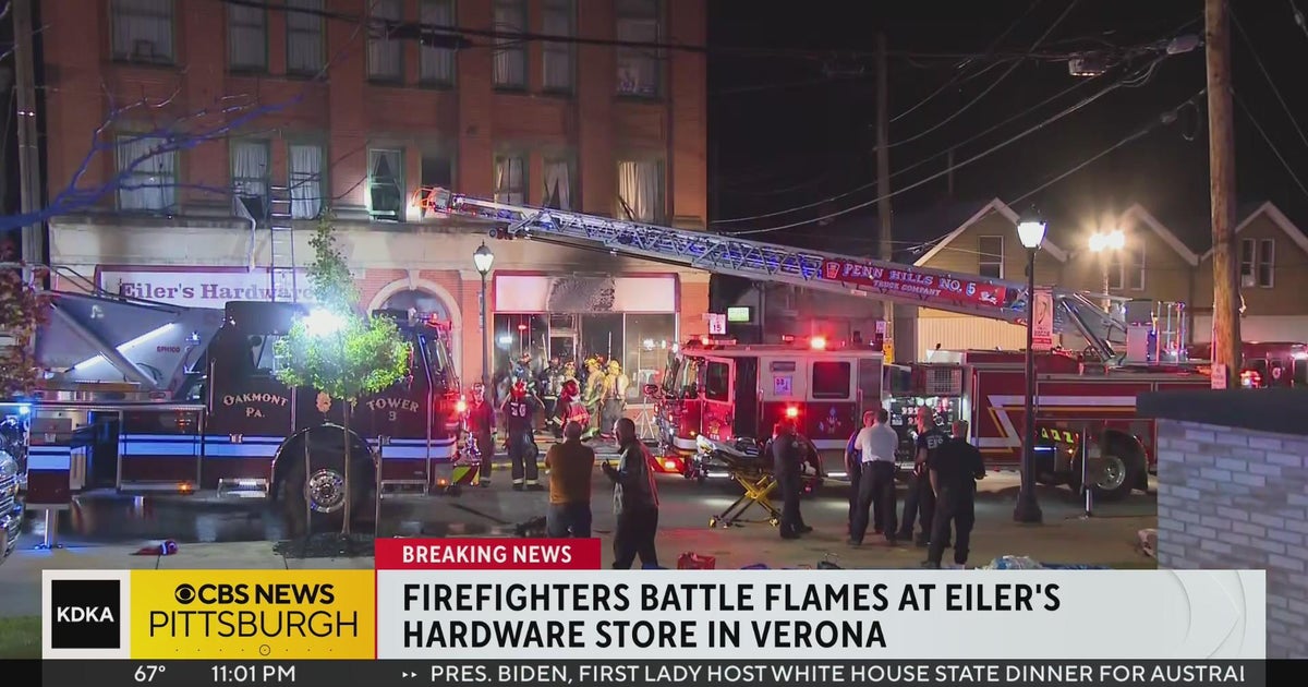 Firefighters battle flames at Eiler's Hardware Store in Verona - CBS Pittsburgh