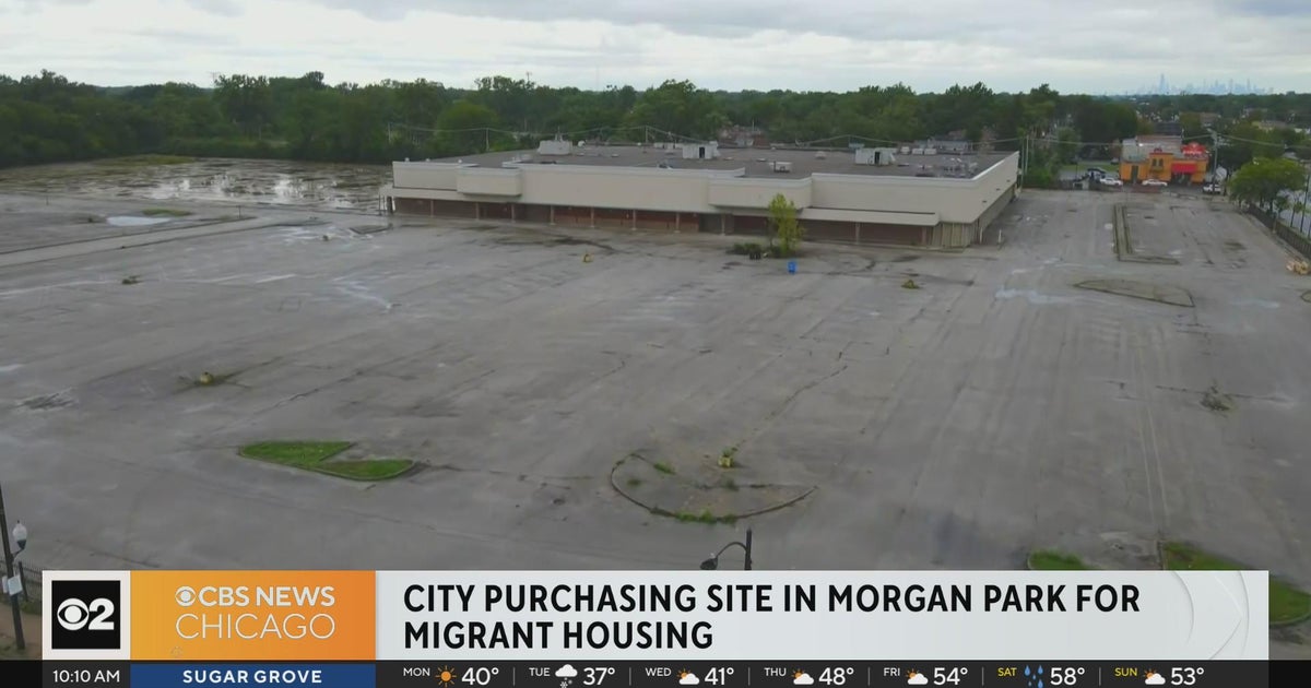 City purchasing site in Morgan Park for migrant housing - CBS Chicago