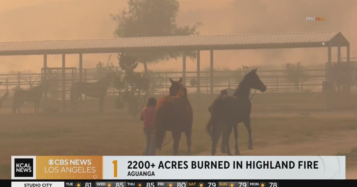 Highland Fire burns over 2,200 acres in Riverside County - CBS Los Angeles