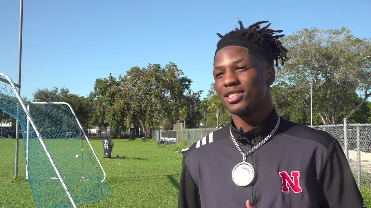 CBS4 Nat Moore Trophy | WFOR-TV CBS Miami