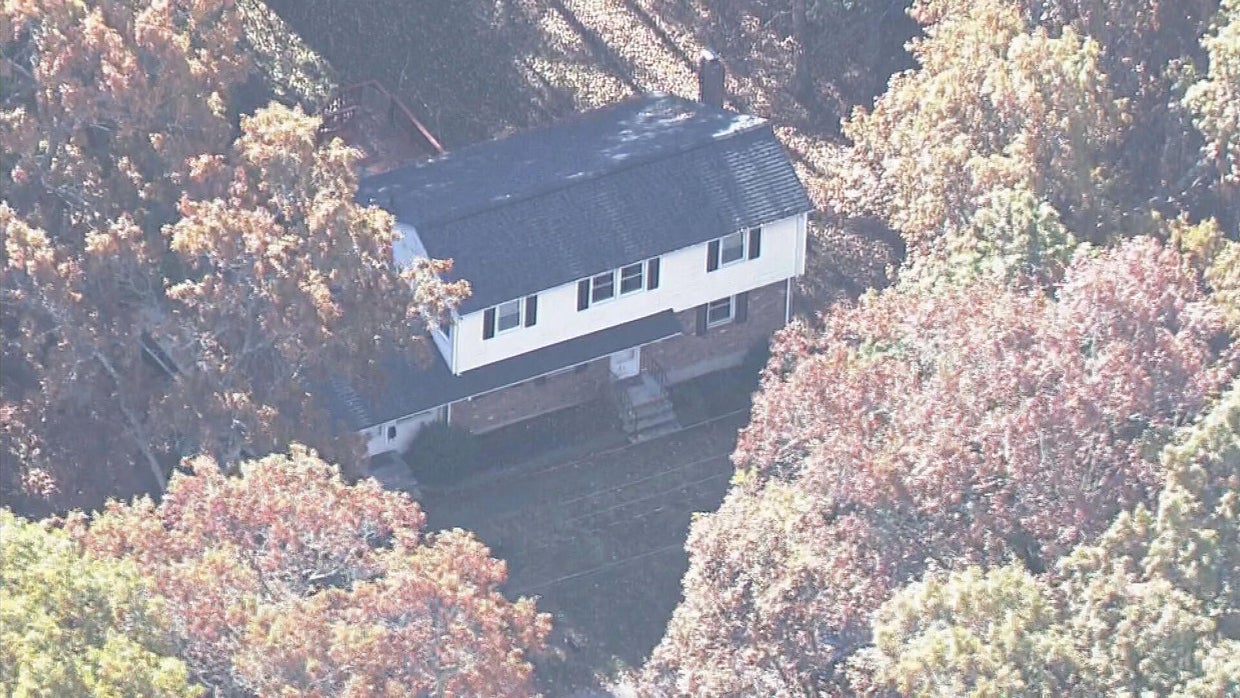 Brad Larson found dead in Sharon home in "apparent homicide" - CBS Boston