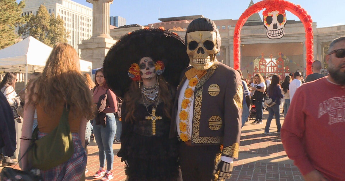 Thousands gather for Día de los Muertos festival in Denver's Civic ...