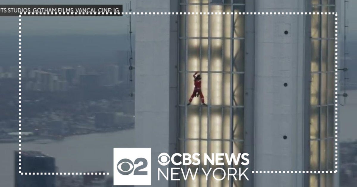 Jared Leto climbs Empire State Building - CBS New York