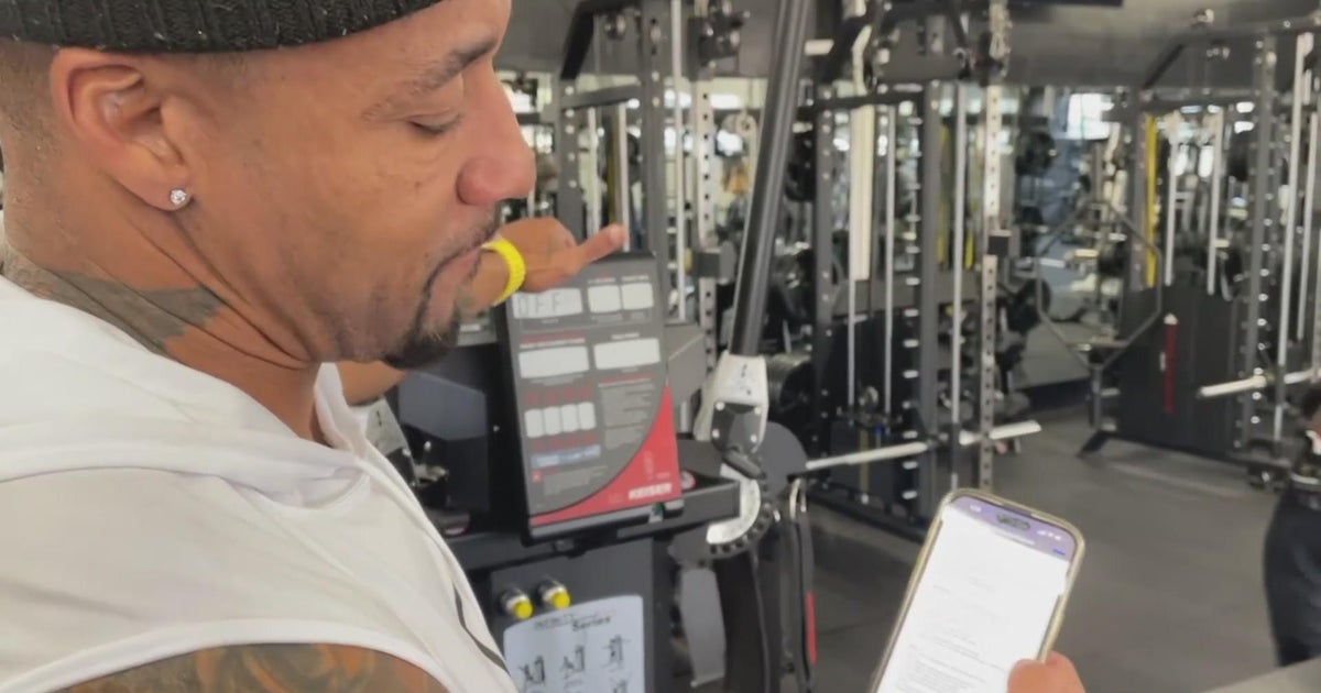 Metro area gym helps build strong muscles and community - CBS Colorado