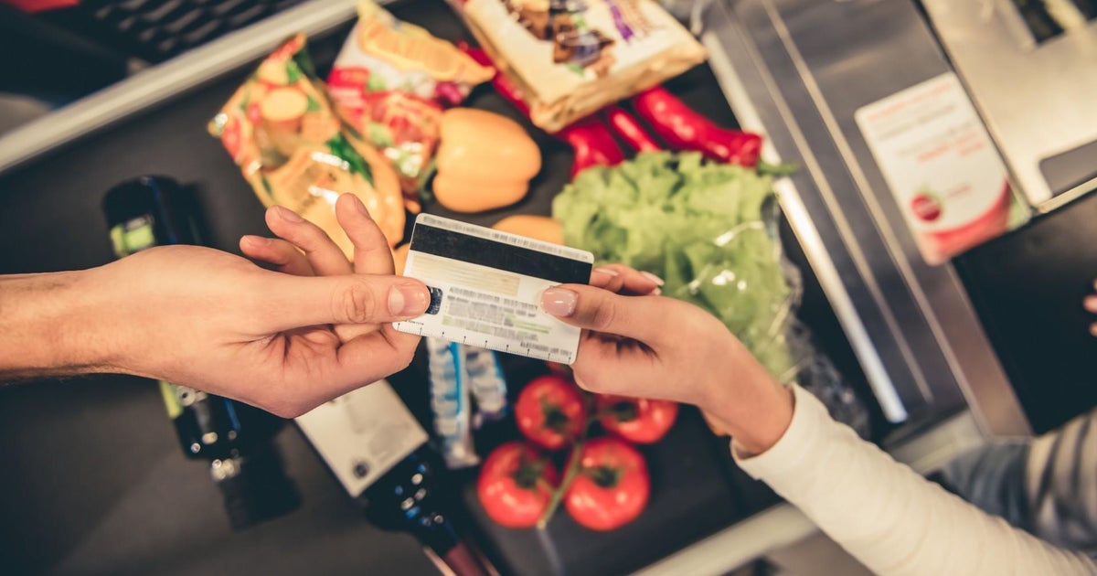 Pilot program will provide migrant families across New York City with ...