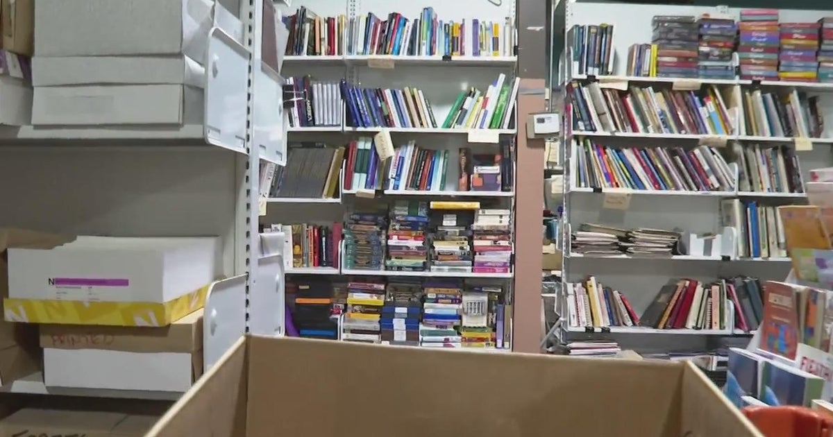 Chicago reuse exchange keeps teachers' and artists' supplies out of ...