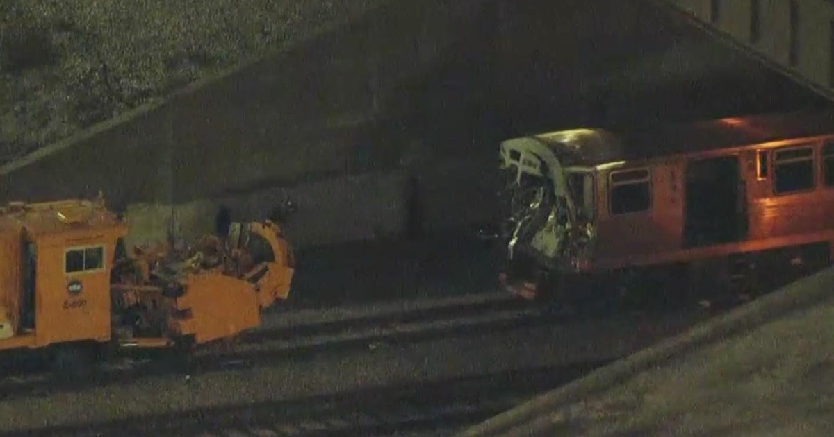 CTA train damaged in crash to be held at scene for NTSB - CBS Chicago