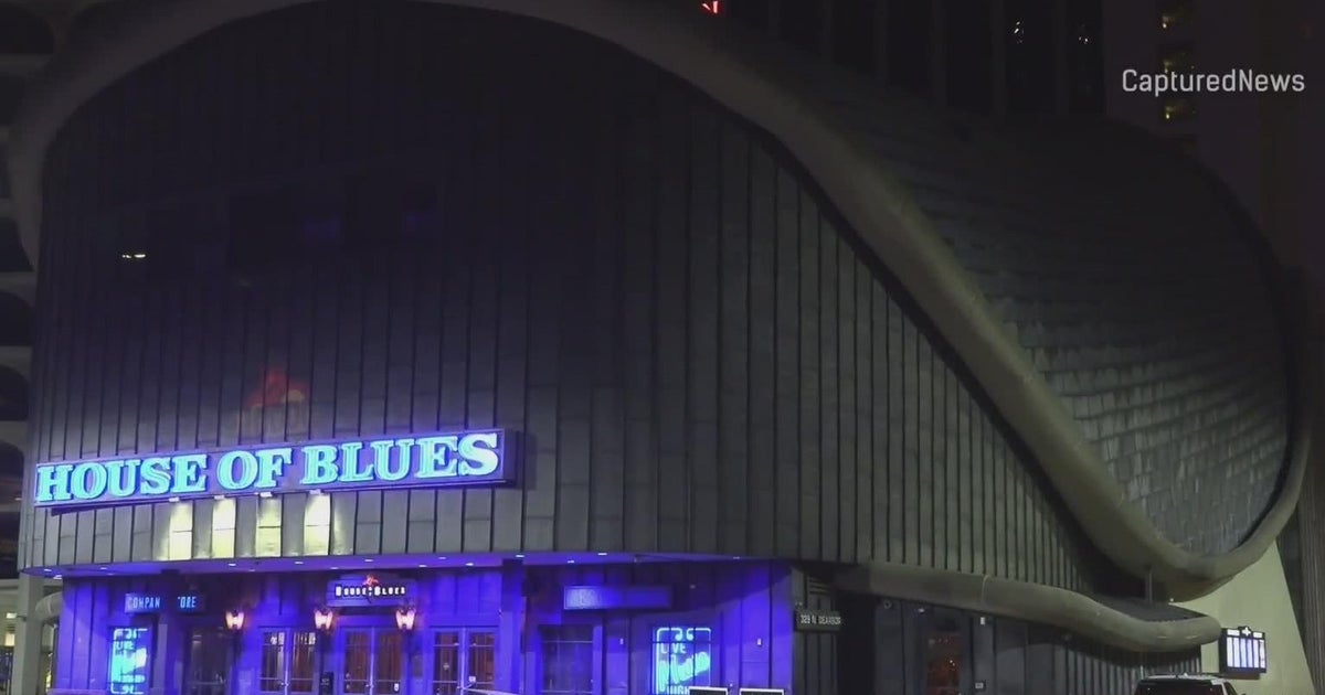 Man Dies After Being Attacked In Front Of Chicagos House Of Blues